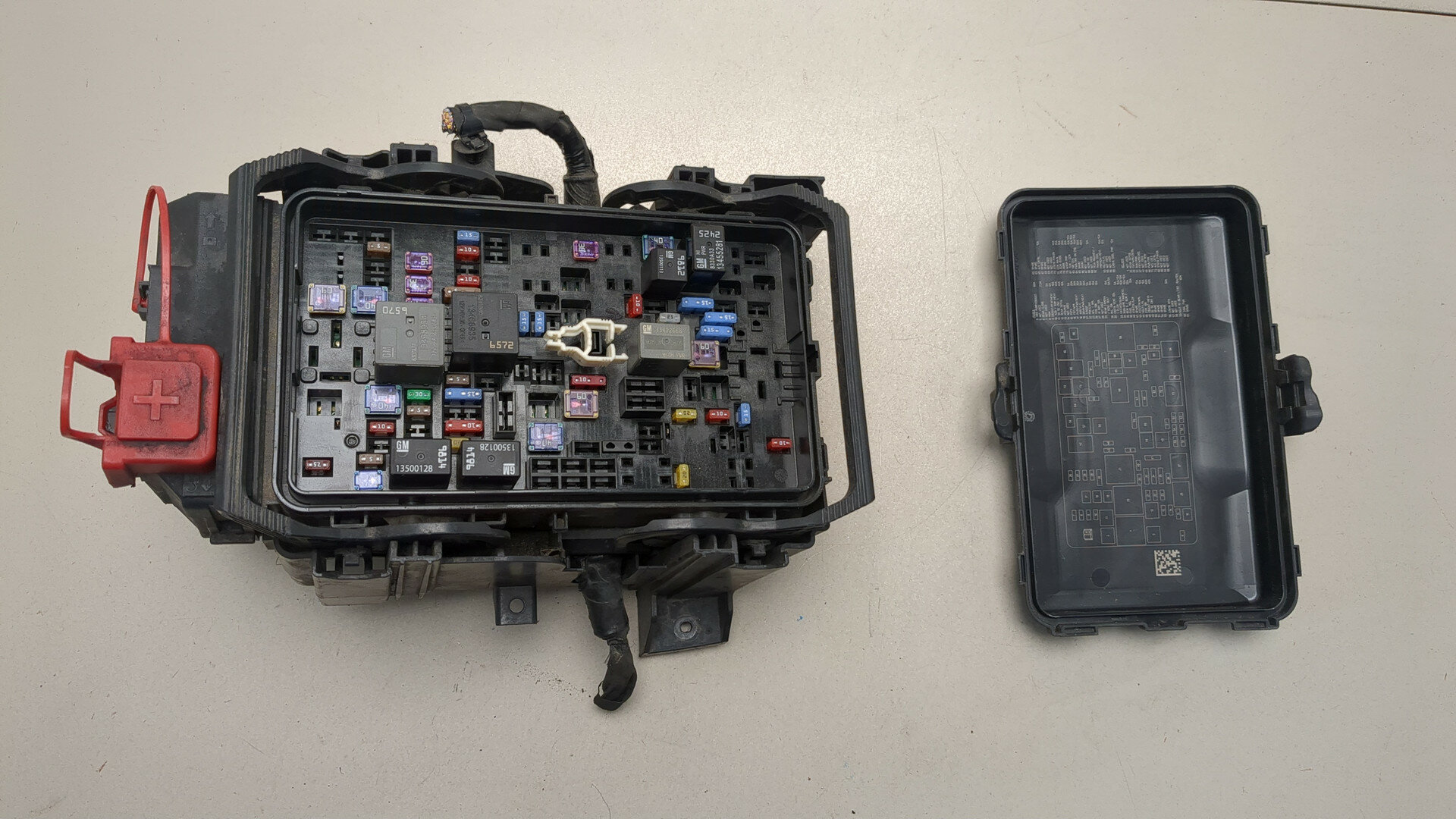 Блок предохранителей Chevrolet Malibu Б/У