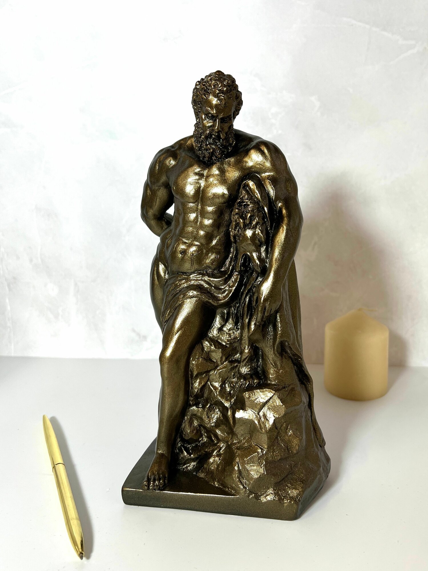 Статуэтка Геракл 25см. Бронзовый цвет, гипс.