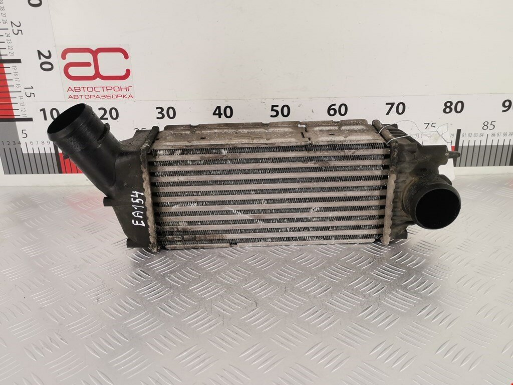 Интеркулер (радиатор интеркулера) Peugeot 307 0384G4 арт. 1463115