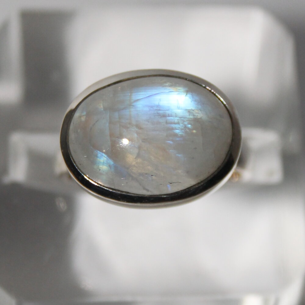 Кольцо, лунный камень