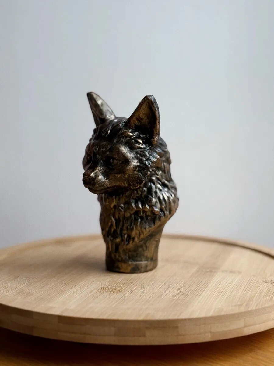 Статуэтка Кошка, 13 см, бюст из гипса в черно-бронзовом цвете — фото 1