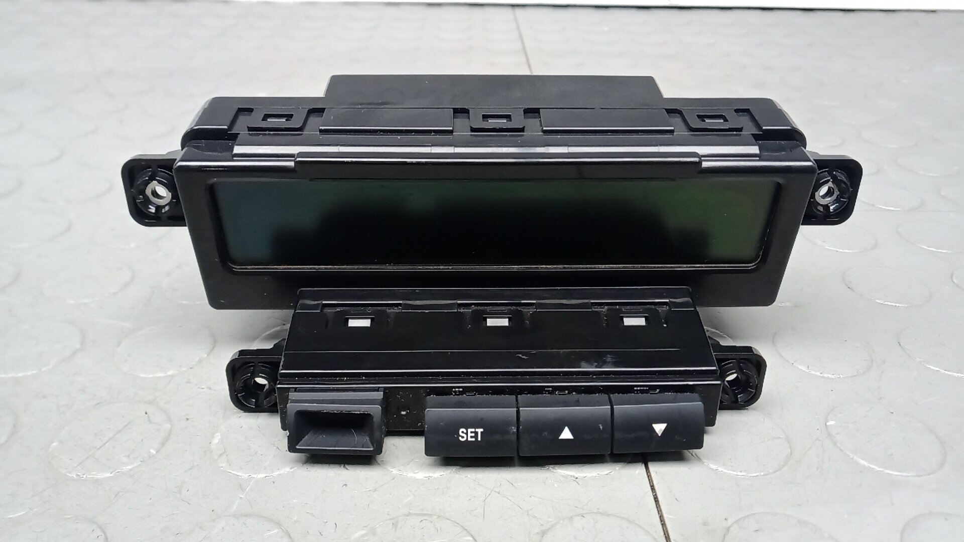 Монитор KIA CEE'D 1