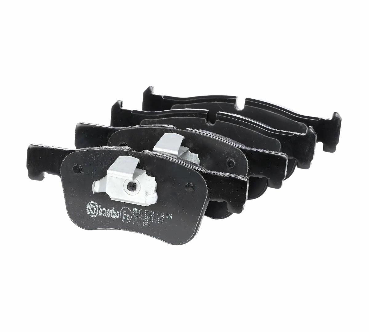 Колодки тормозные BREMBO P06070 передние, BMW 1, 3, 4 F20, F21, F30, F35, F80, F34, F31, F32, F82 1.6-2.0 10-