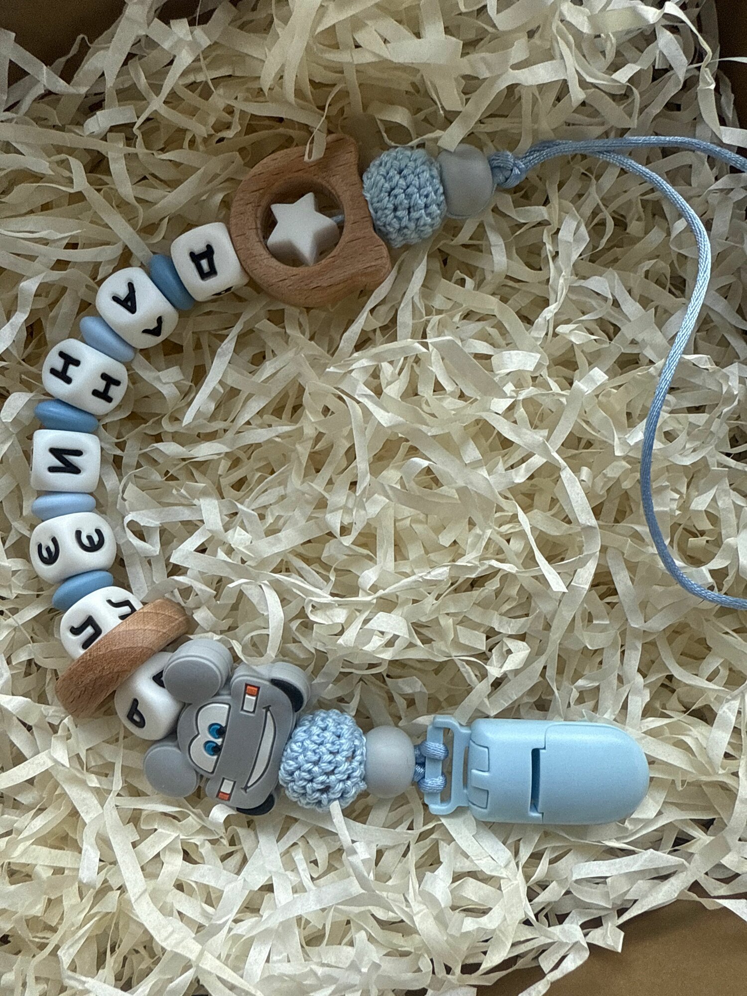 Держатель именной для соски Даниэль