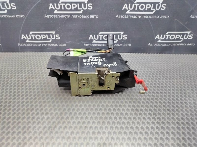 Замок боковой двери Правый Передний Ford Escort (1.6 L1E) Б/У с пробегом Арт. 94AG014A584SB