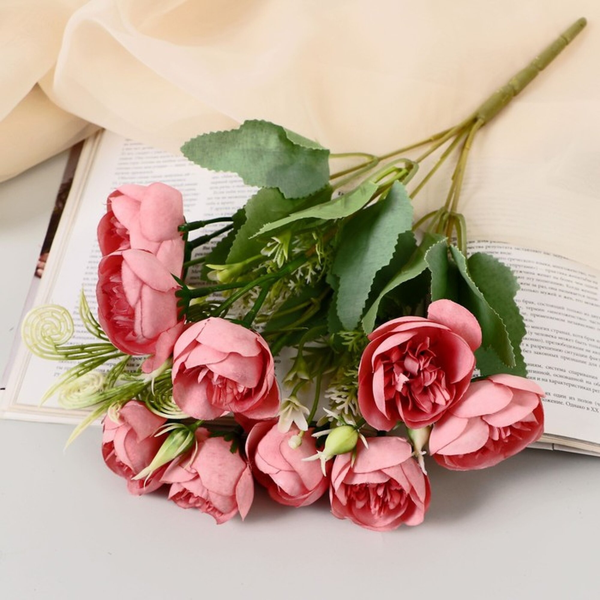 Искусственный букет Сима-ленд «Камелия Галант», пластик, текстиль, 4×26 см