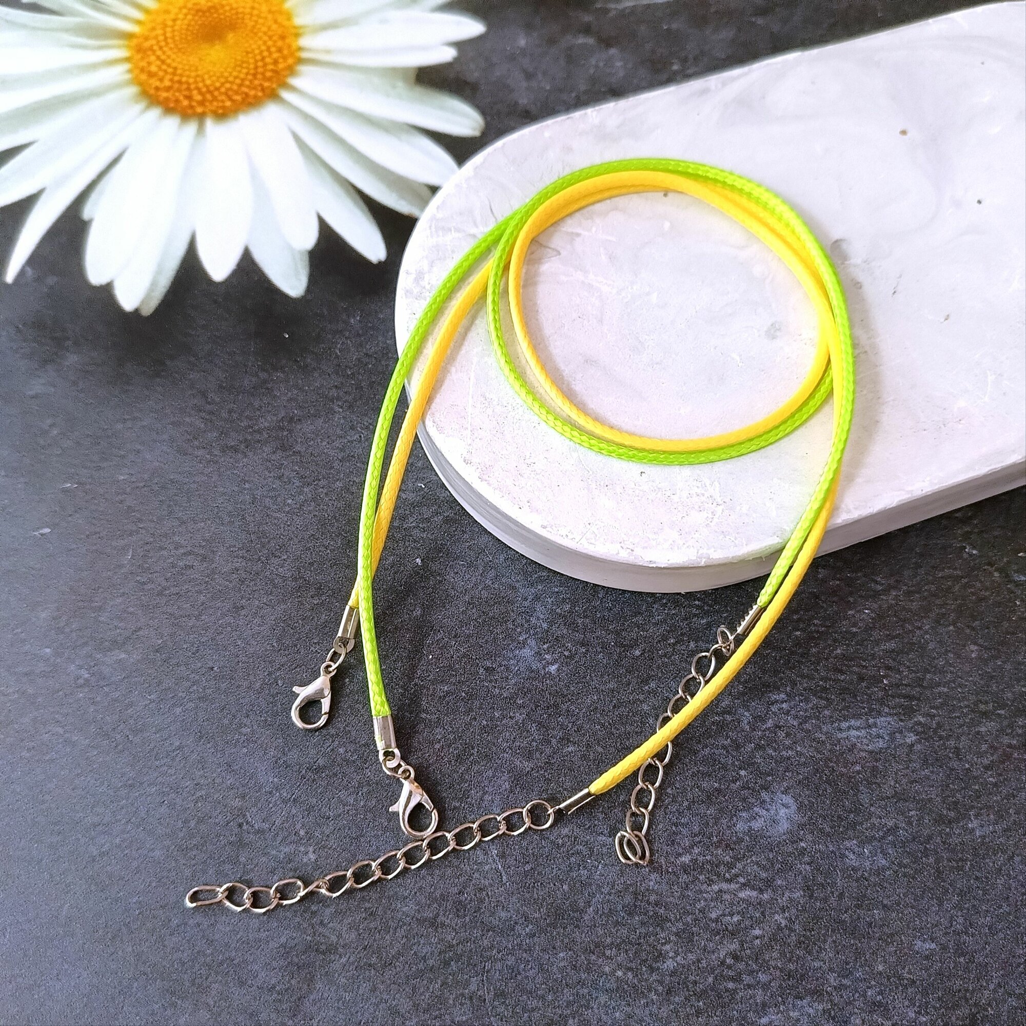 Шнурок для подвески кулона крестика вощеный 2мм 2шт 45см