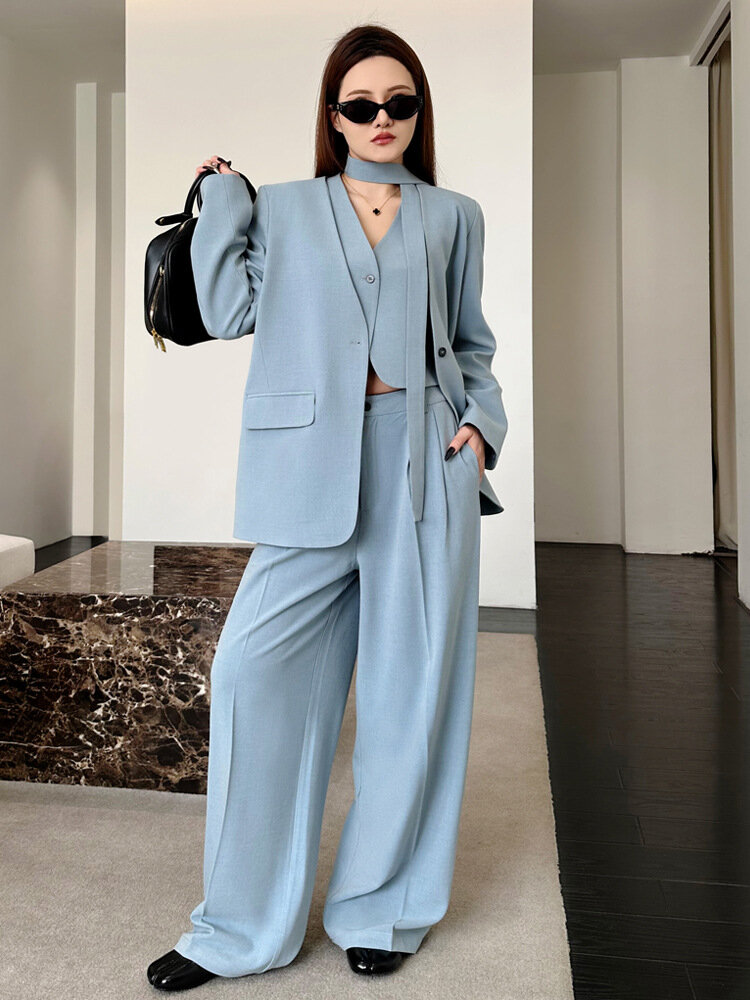 Комплект одежды