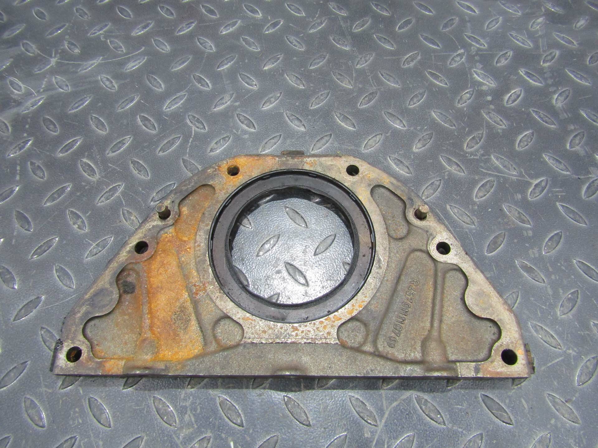 Крышка плиты двигателя OM457 MERCEDES AXOR