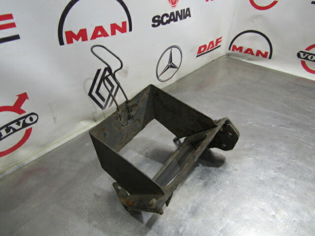 Кронштейн противооткатного упора слева Scania P, R, G