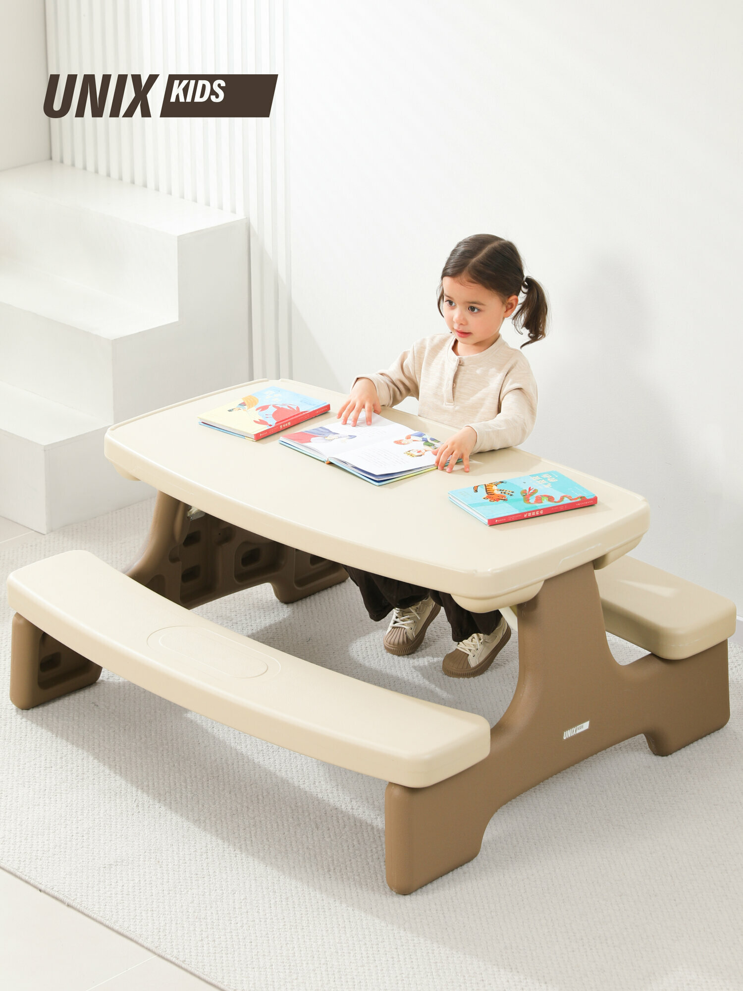 Детский стол с лавочками UNIX Kids Сад / Garden пластиковый для дома, улицы, дачи 110x110 см, бежевый