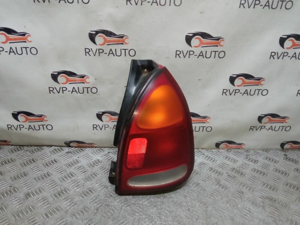 Фонарь задний правый Hyndai Elantra 1995-2000 Hyundai