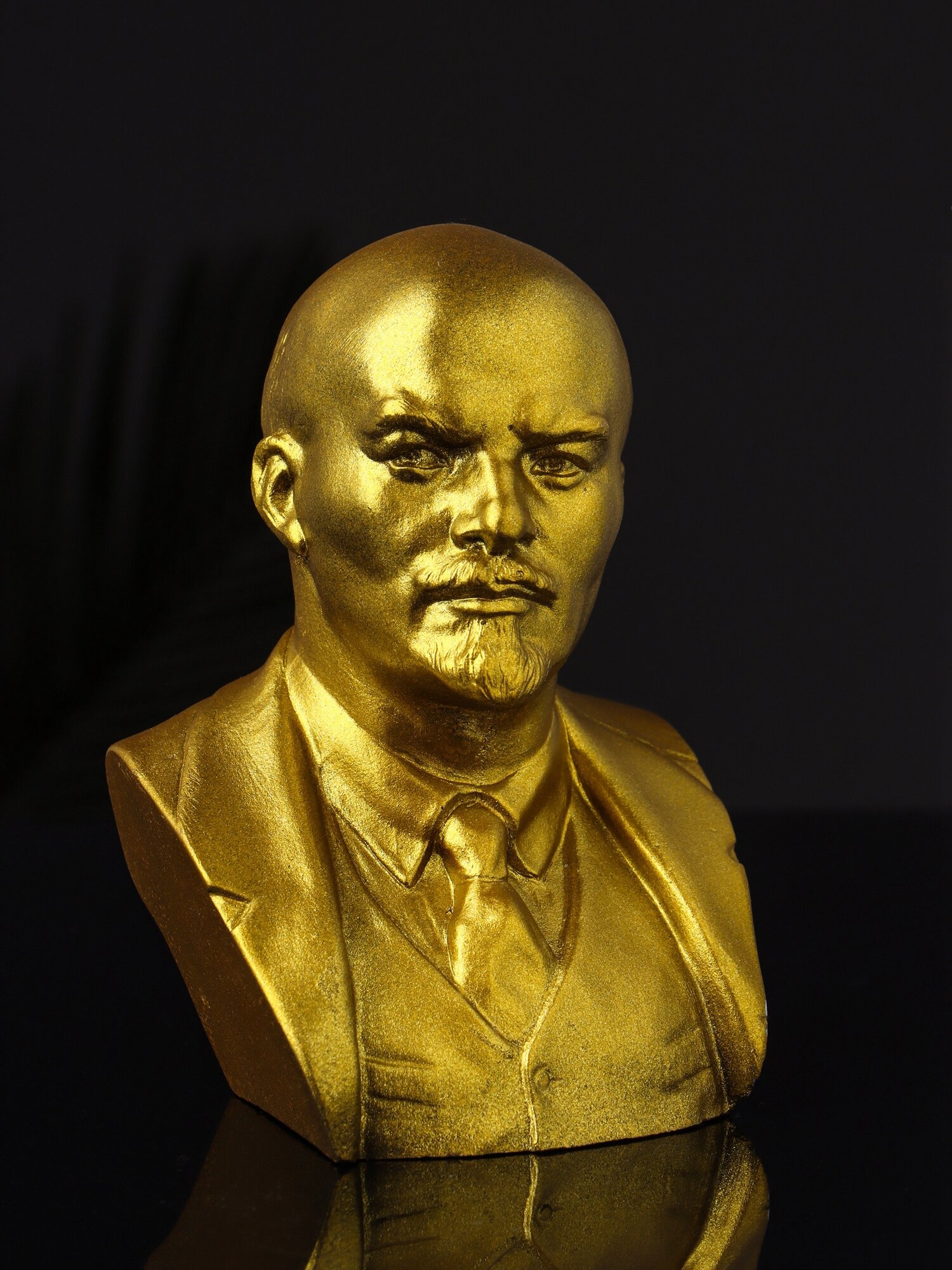 Бюст «Ленин В. И.», 11×9×8 см, гипс под золото