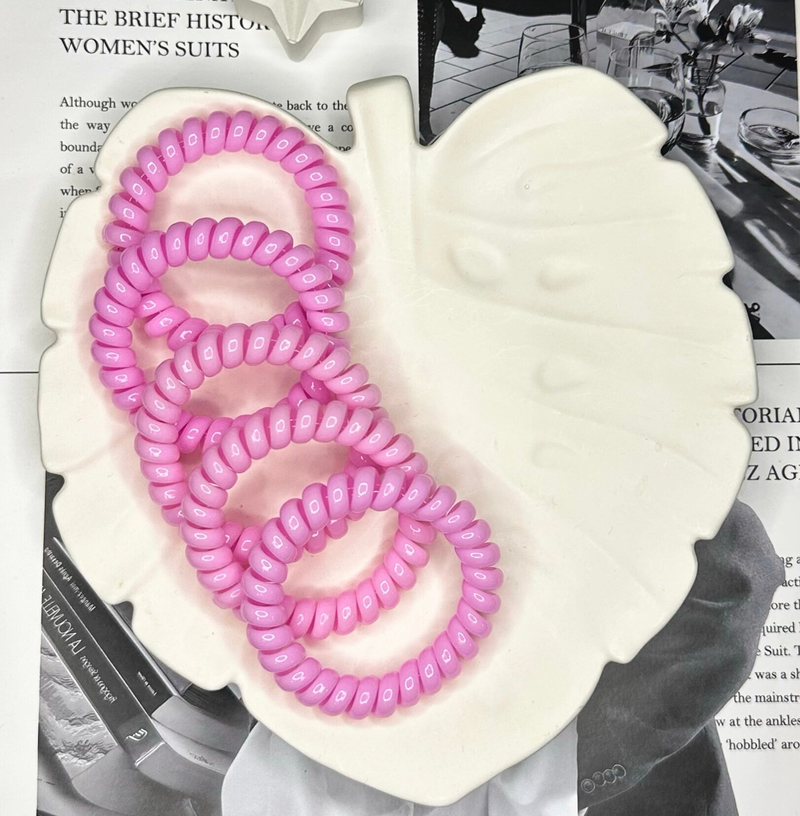 Набор резинок-пружинок для волос, ярко-розовые, глянцевые, силикон, диаметр 5 см, 5 шт