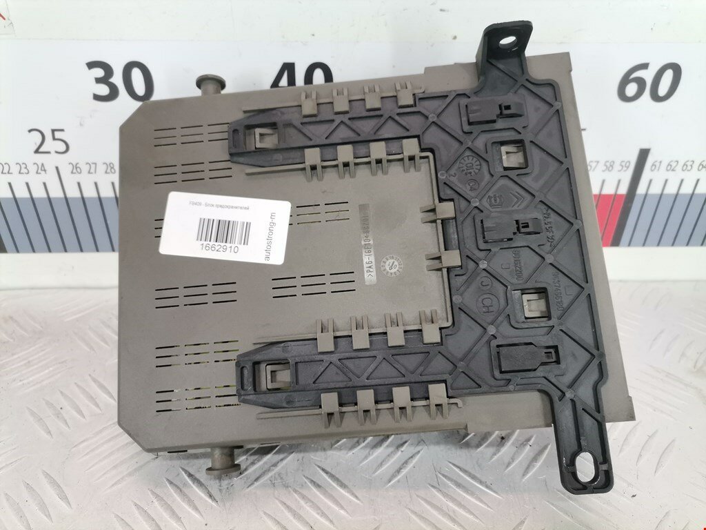 Блок предохранителей Citroen C5 1 6580F0 арт. 1662910