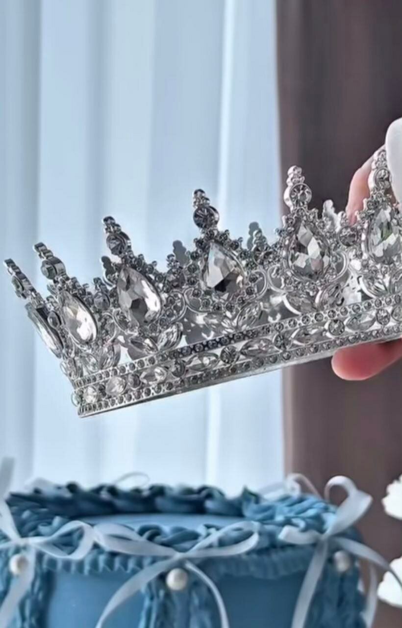 Корона-топпер для торта Царская серебристая, 12,5 см