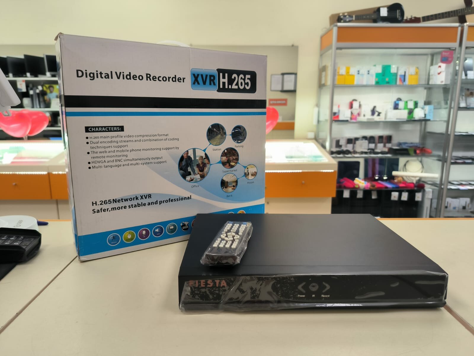 Сетевой видеорегистратор Fiesta N-32C2m, черный, б/у, уценка