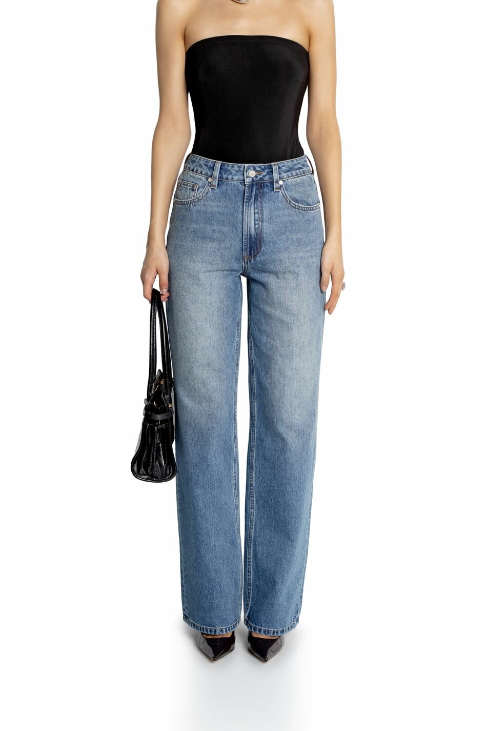 Джинсы трубы 