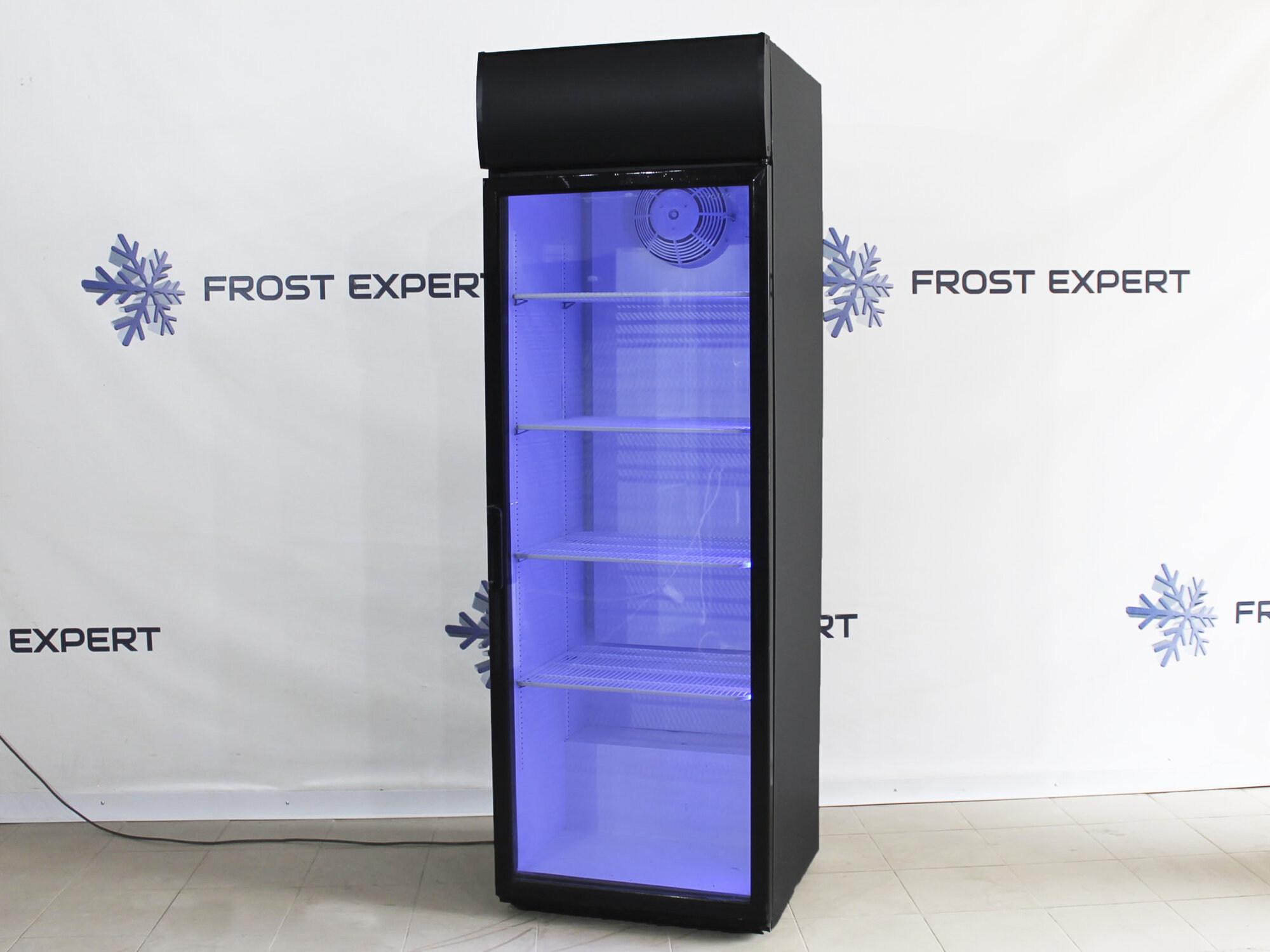Холодильный шкаф Super8 Черный