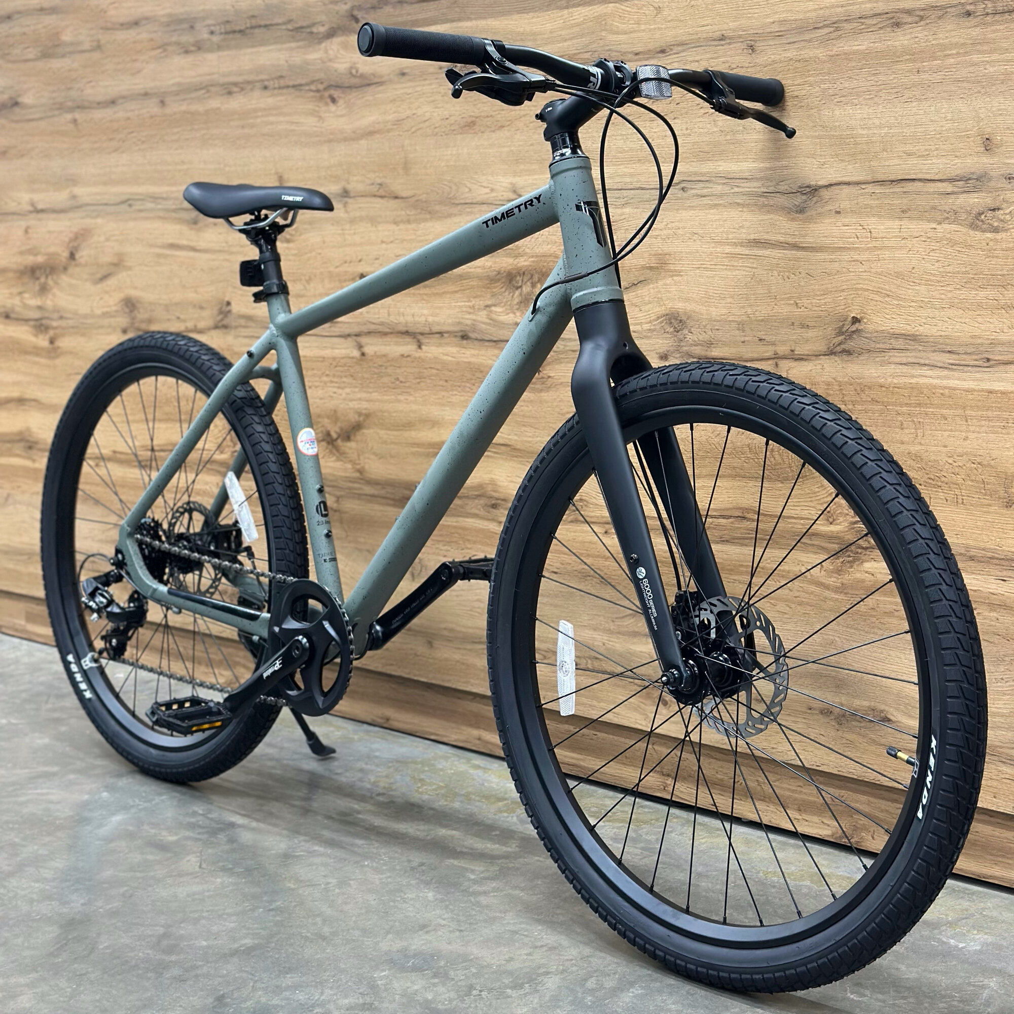 Взрослый горный велосипед BREND TIMETRY ORIGINAL TT329, диаметр колес 27,5", 8 скоростей, рама алюминий, зеленый