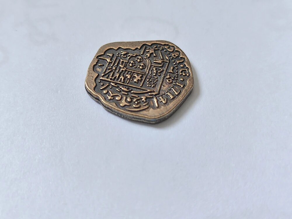 Золотая пиратская монета Doubloon