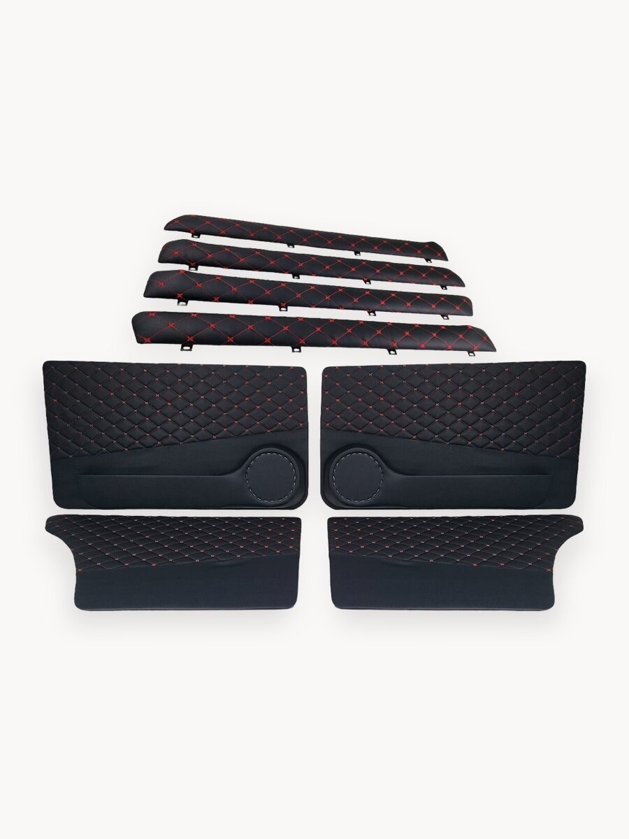 Дверные карты (16 подиумы) с батонами (комплект) на а/м ВАЗ 2101-2107, красная строчка, экокожа
