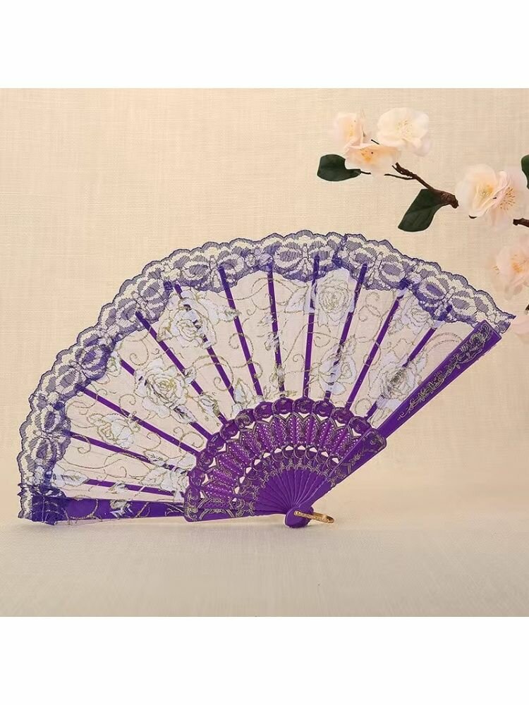 Веер кружевной