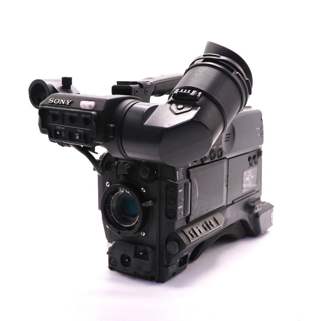 Профессиональная видеокамера Sony DSR-400P