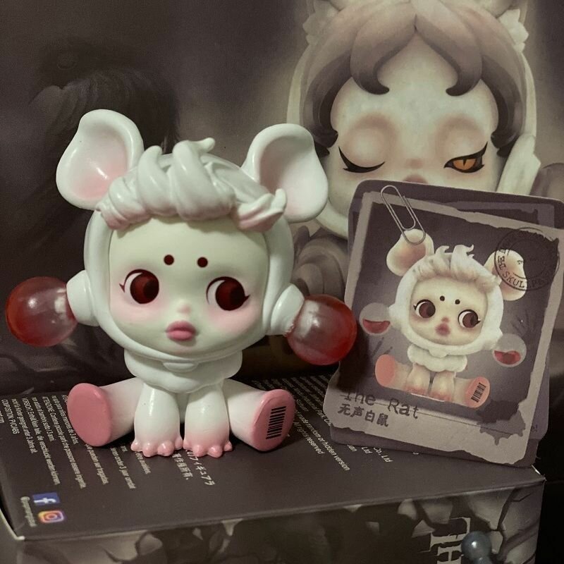 Коллекционная фигурка Слепая коробка POP MART-SKULLPANDA Серия Пожиратели снов