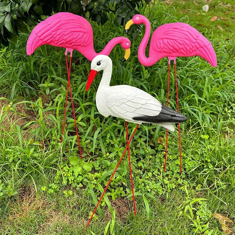 Фигурка фигурки садовая Фламинго для сада дачи Розовый