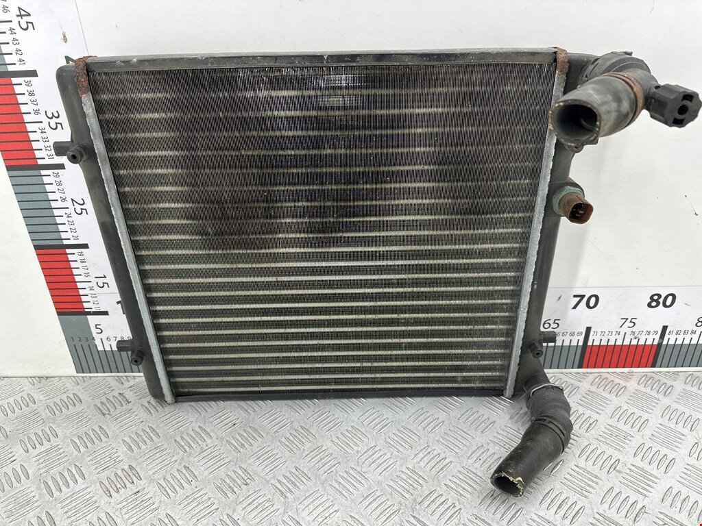 Радиатор основной Volkswagen Golf 4 1J0121253G арт. 2229987