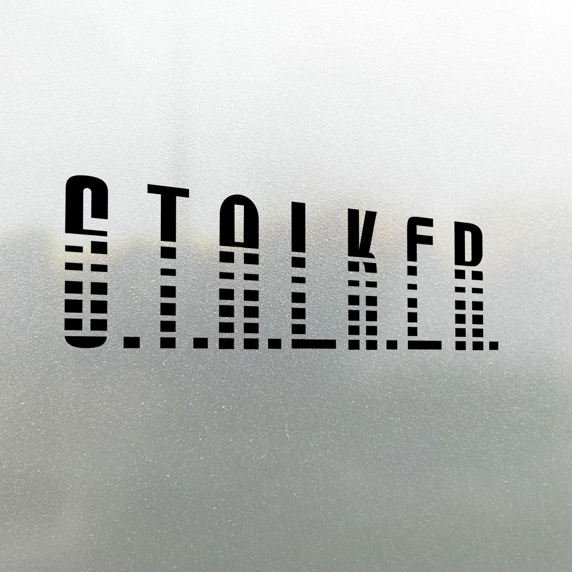 Наклейка на авто Сталкер 20x6