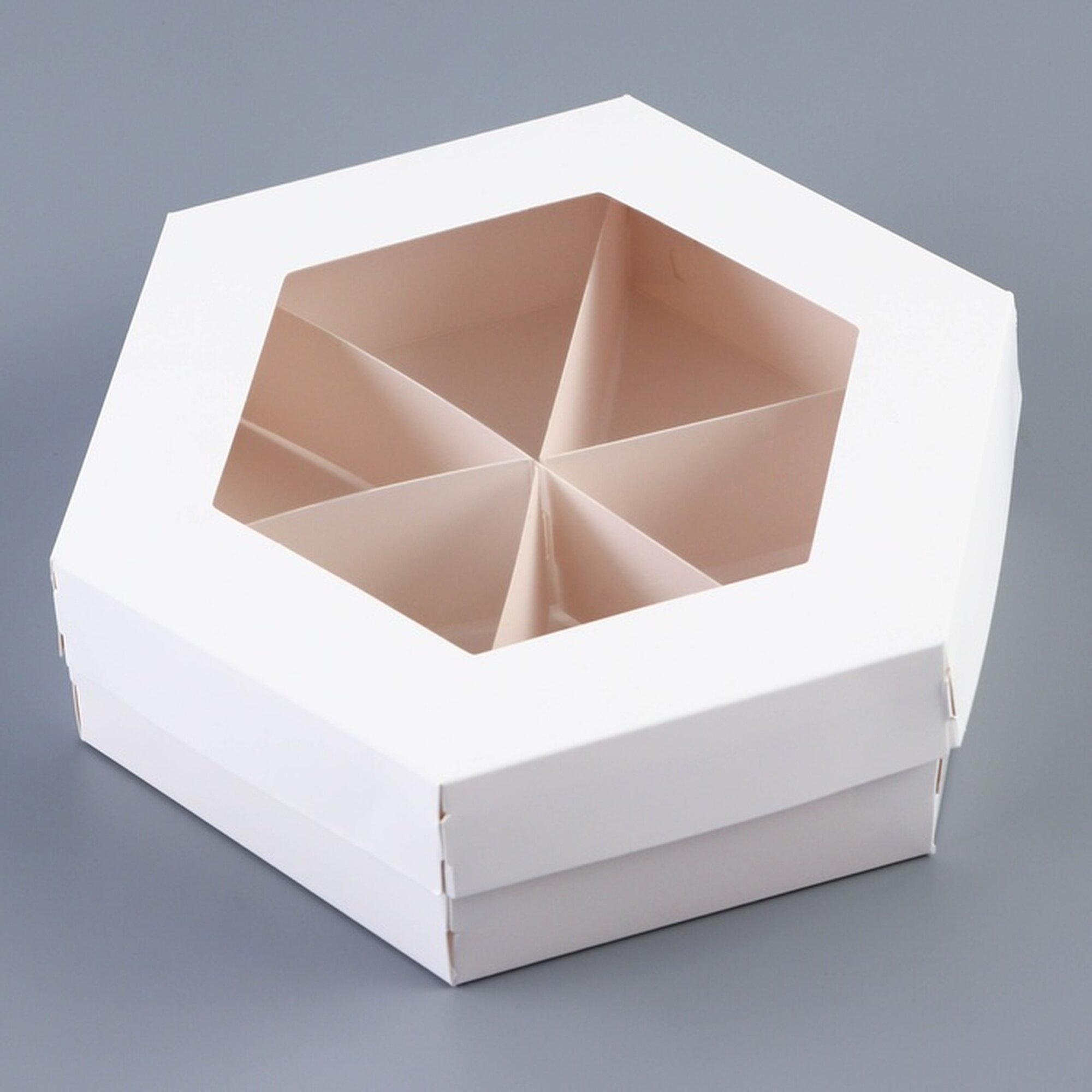 Менажница Сима-ленд, картон, 18,5×18,5×5,5 см, 6 секций, белая