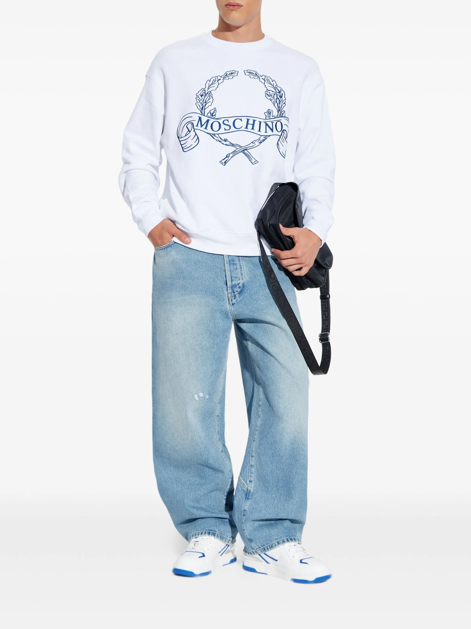 Джинсы MOSCHINO, размер 46, синий — фото 1
