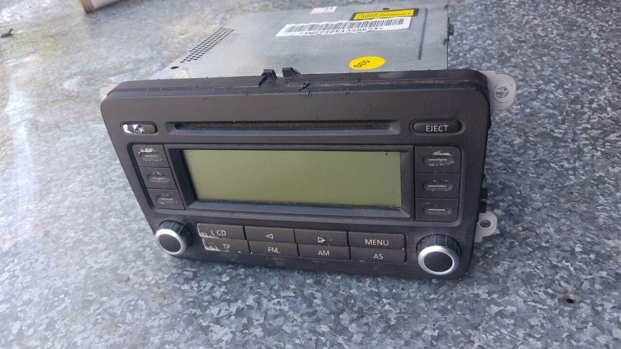 Магнитола Volkswagen Golf Plus (2005 - 2009) 184620910103