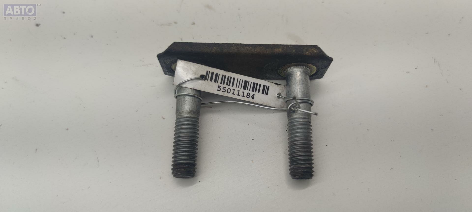 Кронштейн крепления Audi 80 B4 (1991-1996)