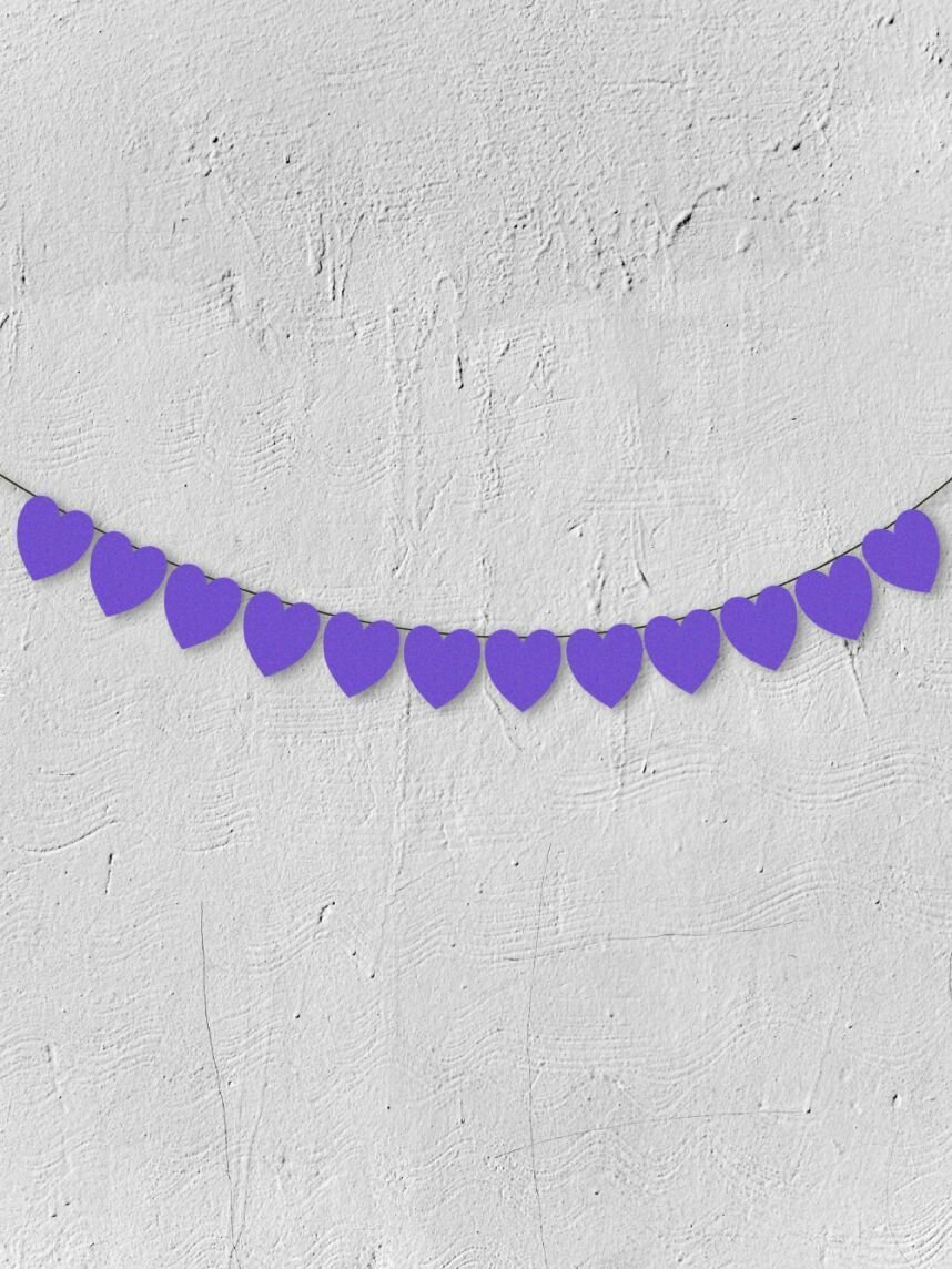 Бумажная гирлянда фиолетовая «Сердечки»