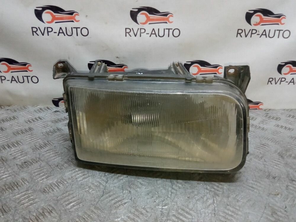 Фара правая Volkswagen Passat B3 1988-1993 357941017