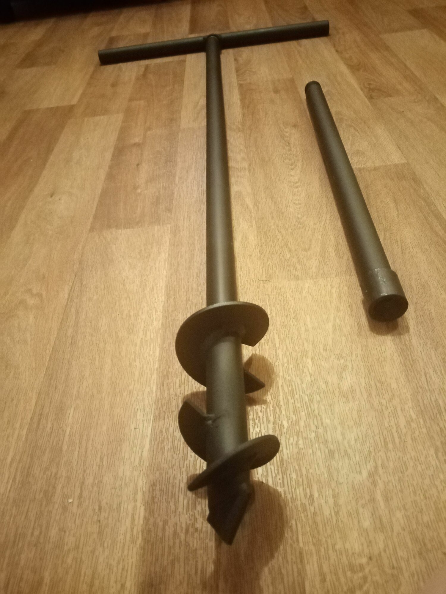 Бур садовый, D-80мм*1,5 метра, Т-образная рукоятка, металлический, черный