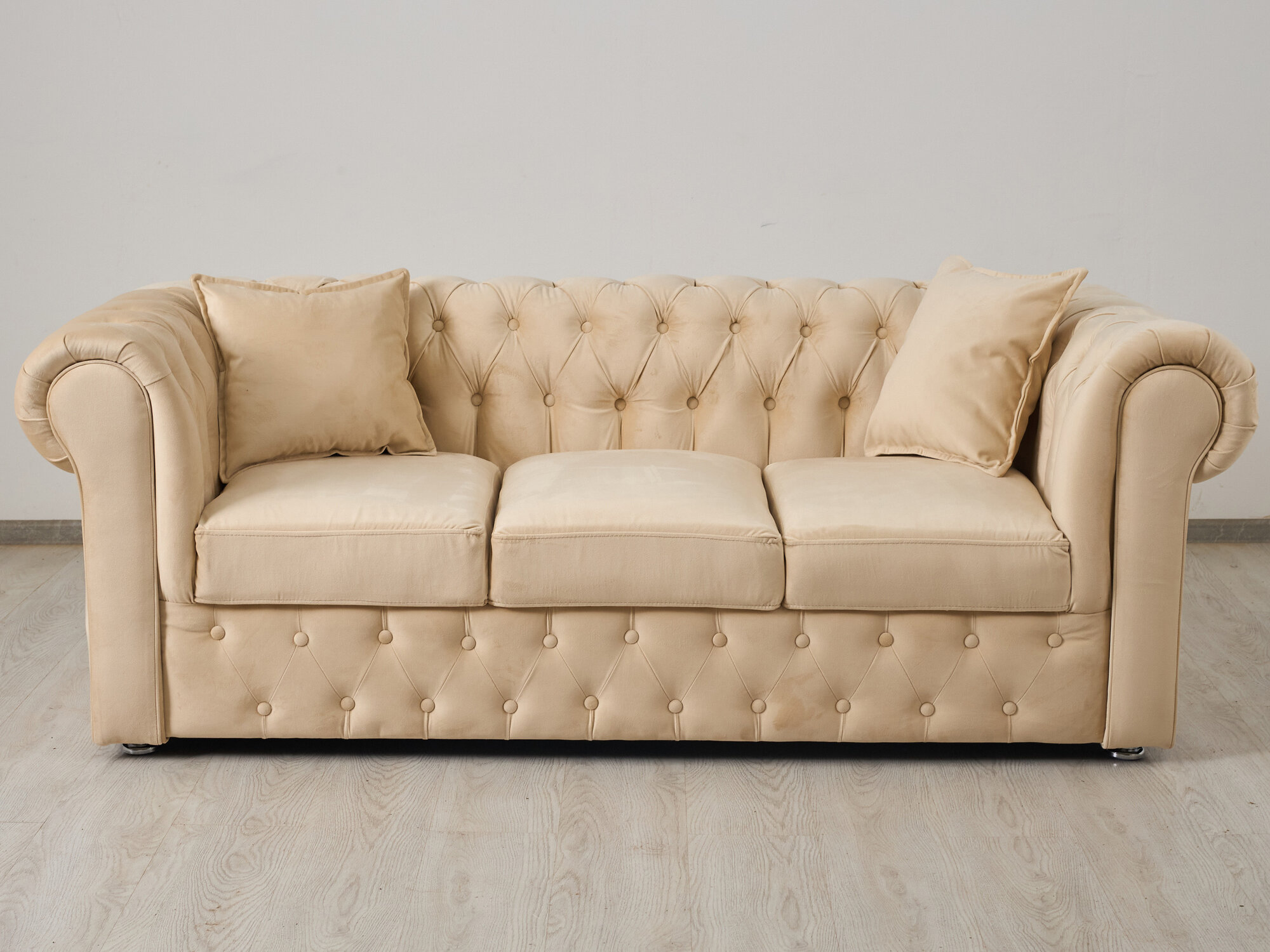 Диван HBR Честер, трехместный, обивка из велюра, бежевого цвета