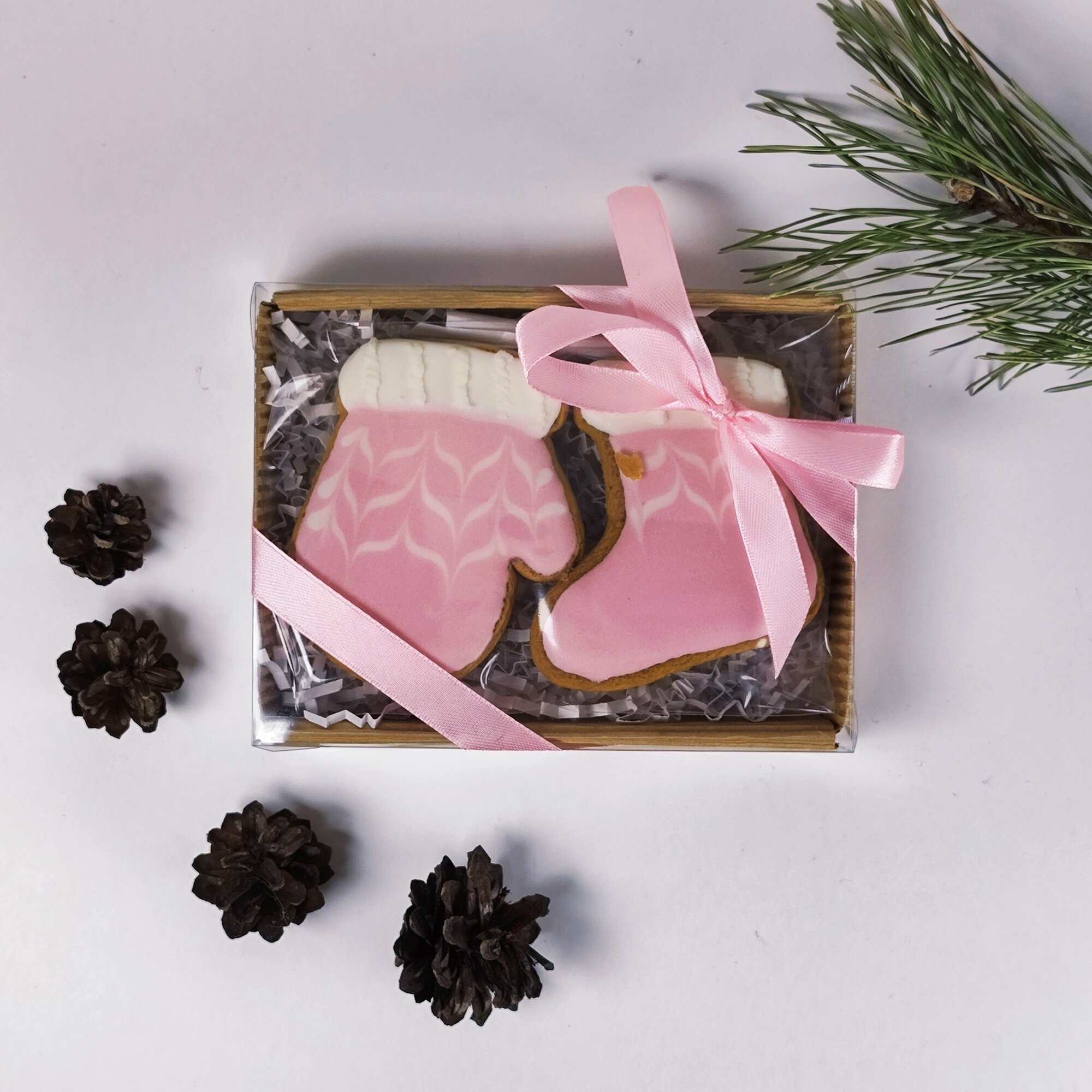 Пряники Маррисолька Новогодние, ручная роспись, без ГМО и консервантов, розовые, 76 г