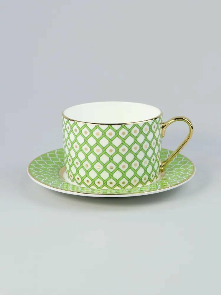 Чайная пара, чашка с блюдцем, 250 мл. Форма "Идиллия", рисунок "Лайм 1". Костяной фарфор. Императорский фарфоровый завод ИФЗ ЛФЗ