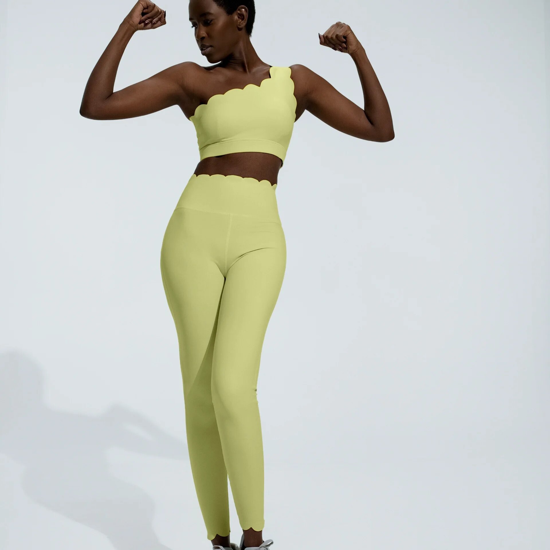 Костюм спортивный