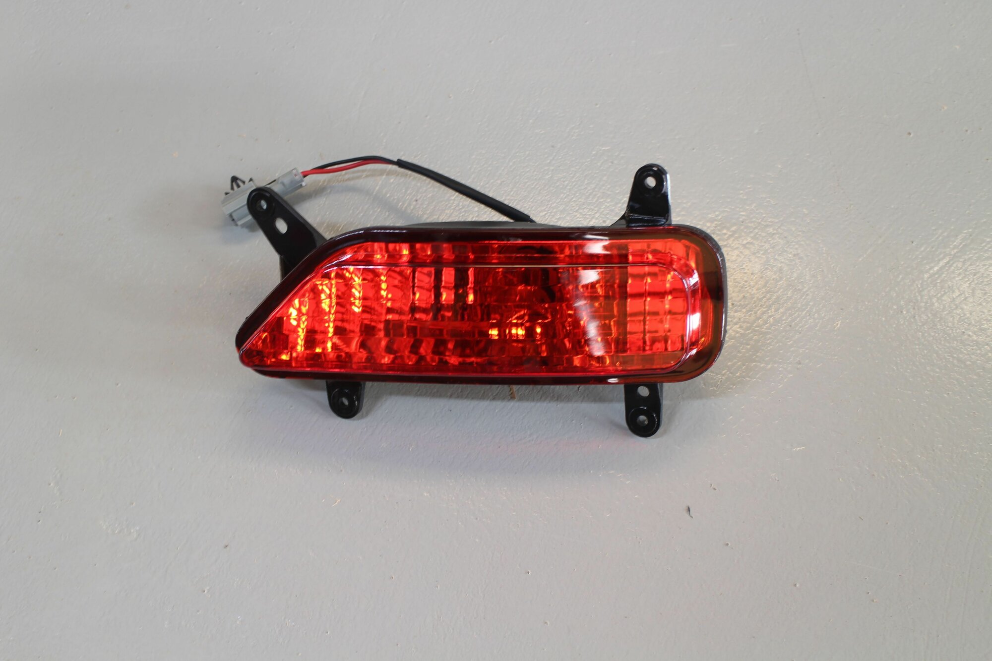 Фонарь п/т зад L X60 (S4116300)