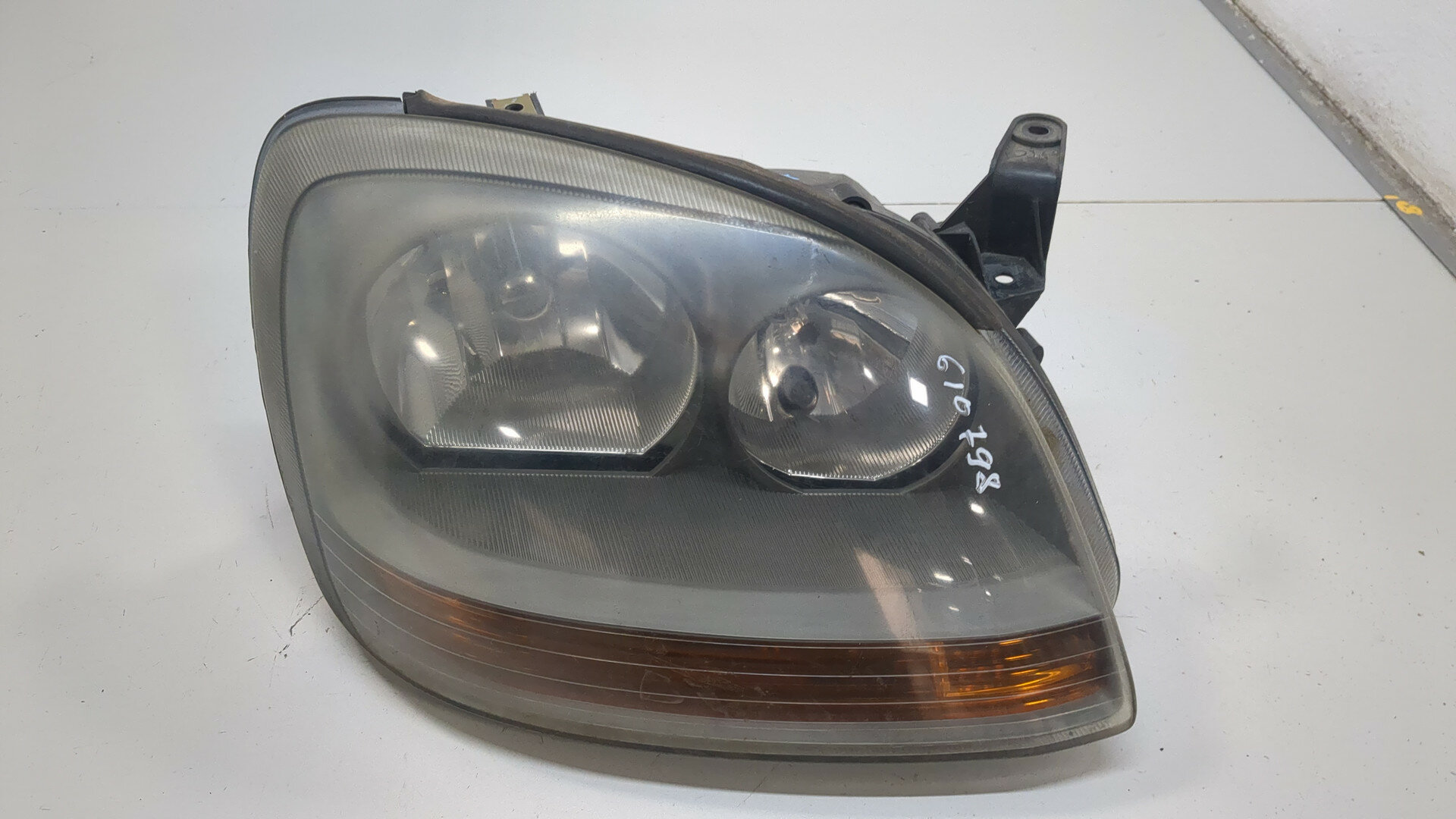 Фара (передняя) правая Nissan Almera Tino Б/У