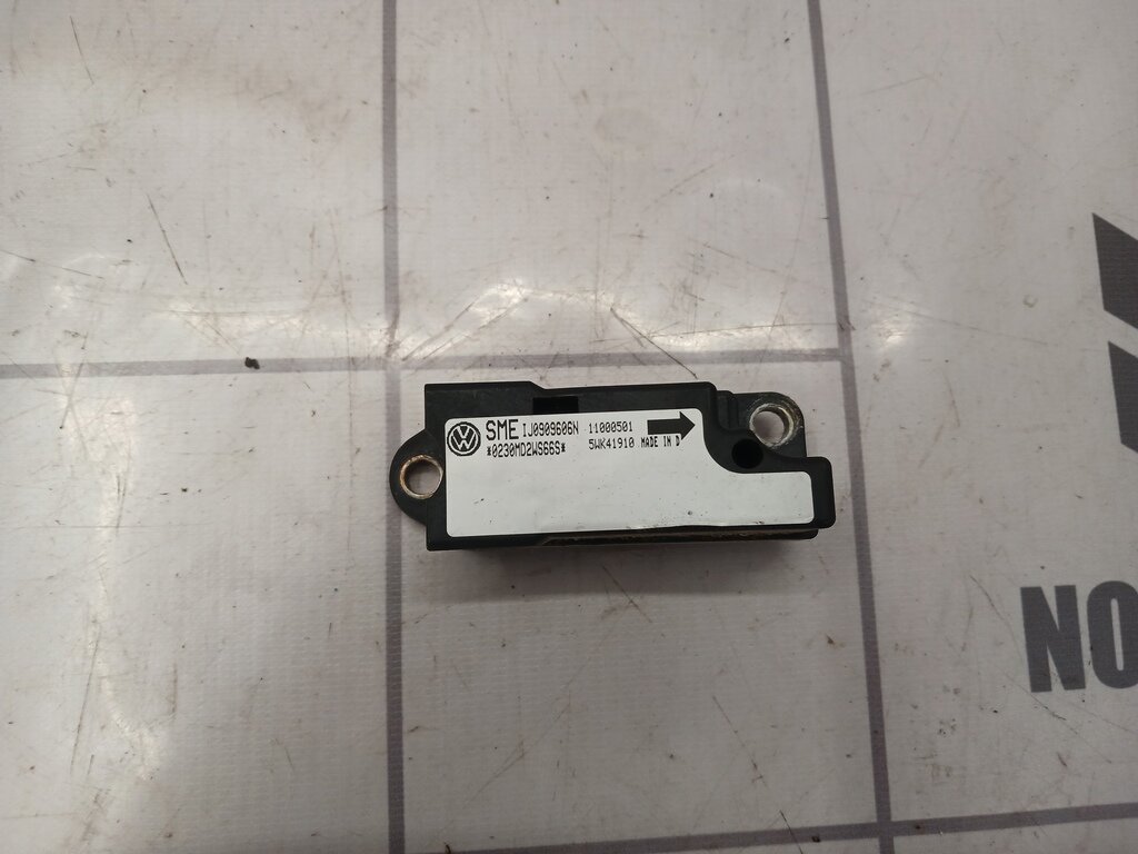 Датчик AIR BAG VW Passat B5 96-00