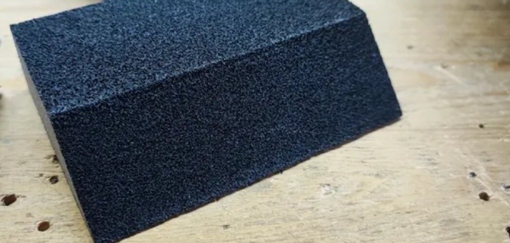 Губка шлифовальная SIA / Сиа трапеция закругленная, поролоновая с абразивным слоем, серая, 100×68×26мм, зернистость P100 / инструменты