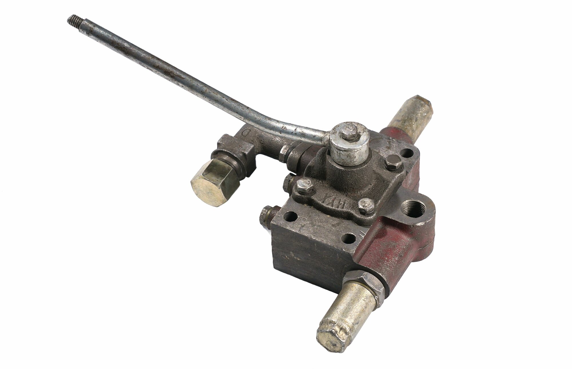 Гидрораспределитель тракторов файтер T-220B