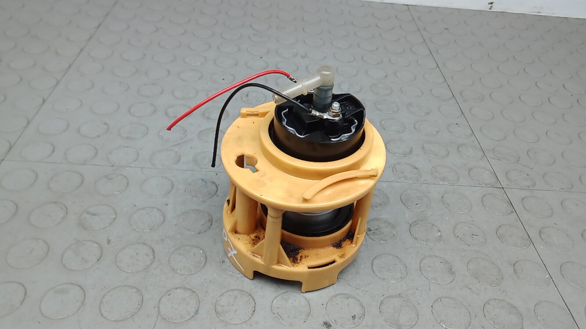 Насос топливный электрический MERCEDES BENZ S-CLASS W221