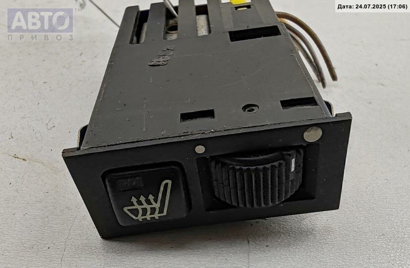 Кнопка обогрева сидений BMW 5 E39 (1995-2003)